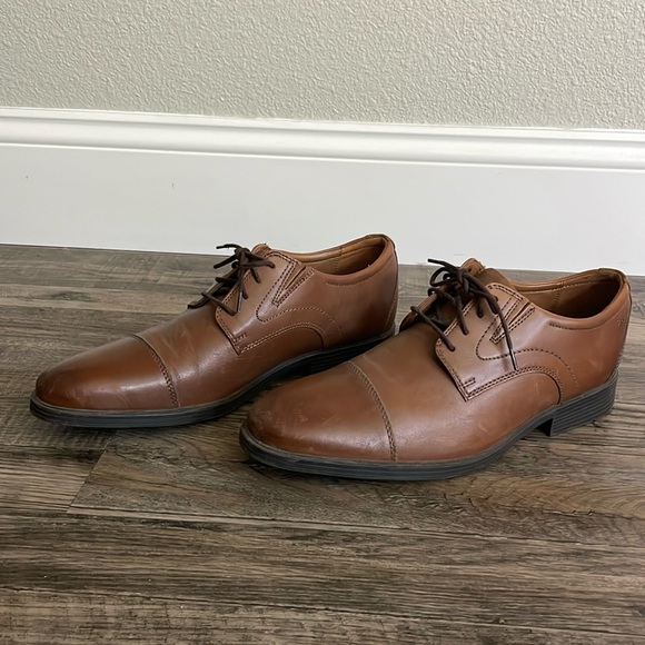 Clarks | Shoes | Clark Tan Leather Dress Shoes | Poshmark